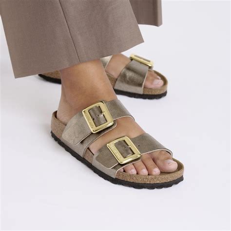 Sydney Cushion Buckle Birko Flor Patent In Graceful Taupe Birkenstock Nz