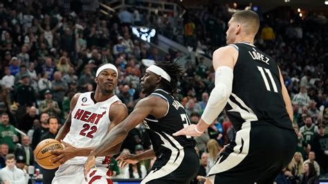 Bucks Holiday Lopez Headline NBA All Defensive Team With Grizzlies