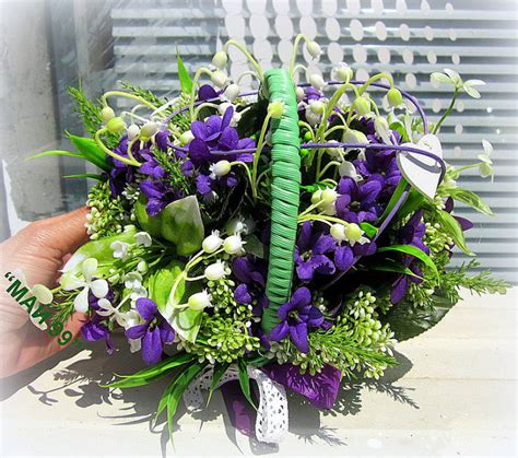 Горски теменужки и момина сълза в кошничка Handmasters Bg