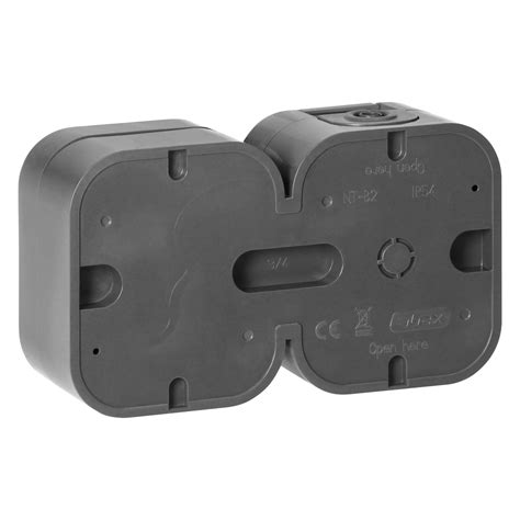 Surface Mounted Single Pole Switch Single Socket 2p E B2 Ip54 Gwn B2 Gray