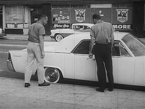 Imcdb Org Lincoln Continental A In The Dropout