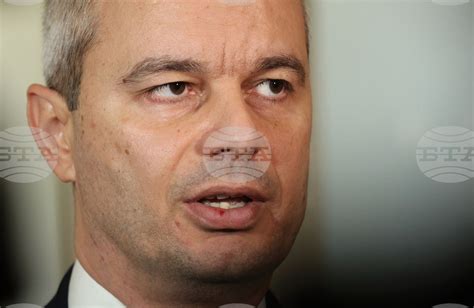 Според Костадин Костадинов новината че България е продала 14 Су 25 на държави от НАТО и те са