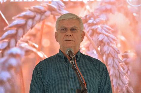 Кирил Вътев на откриването на жътвата Реколтата ще е около или над средната много неща освен