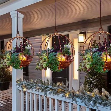 100 Simple Outdoor Christmas Decor Ideas Lady Decluttered Christmas