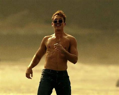 Top Gun Maverick Shirtless Miles Teller 8x10 Photo Iconic 4560046195