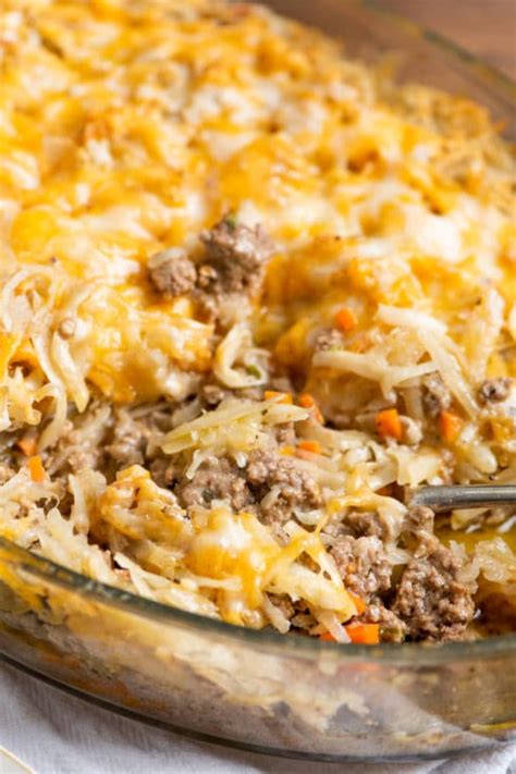 Cheesy Ground Beef And Hashbrown Casserole Recipe The Mom 100
