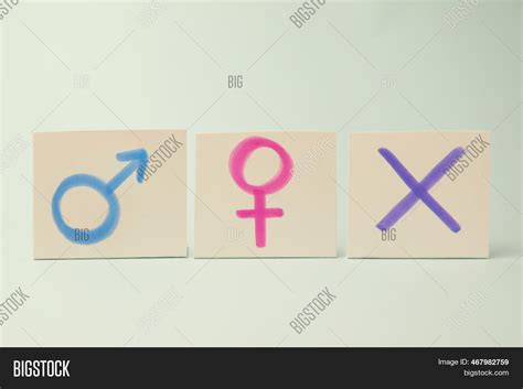 ภาพและภาพถาย ทดลองใชฟร Bigstock