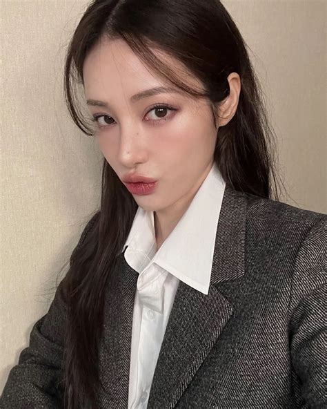 “참 쉽게 손가락질하더라” 방송 출연 후 악플에 시달려야 했던 뷰티 유튜버의 속마음 위키트리