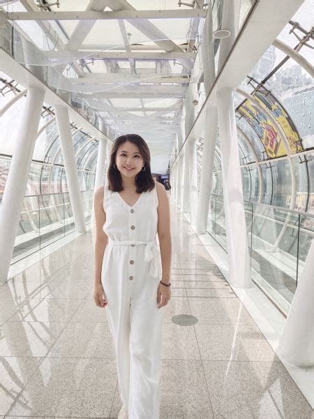 Joey Female 43 Years Old Model Actor Singer Dancer Extra