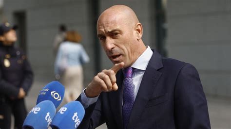 Rubiales acude a la Audiencia Nacional para la notificación de apertura