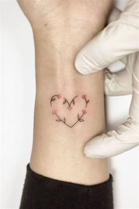 Cute Wrist Tattoo Ideas