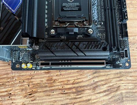 ASRock Phantom Gaming B I Lightning Wi Fi Review Compact Powerhouse For Modern Builds