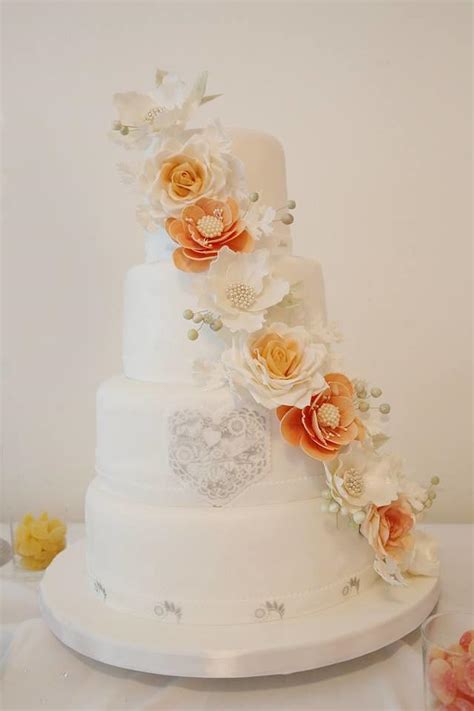 Wedding Cake Decorated Cake By Jana Cakesdecor