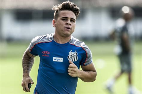 Soteldo Treina Com Elenco E Deve Ser Apresentado Nesta Terça Diário