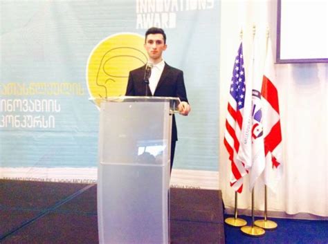 მეთორმეტეკლასელი მასწავლებელი კარლო ხუციშვილი Mastsavlebelige