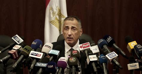 هل أطاحت مفاوضات صندوق النقد بمحافظ المركزي المصري؟ اندبندنت عربية