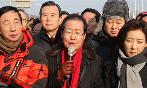 홍준표 “지방분권 개헌은 연방제 통일 목적” 궤변 국회·정당 정치 뉴스 한겨레