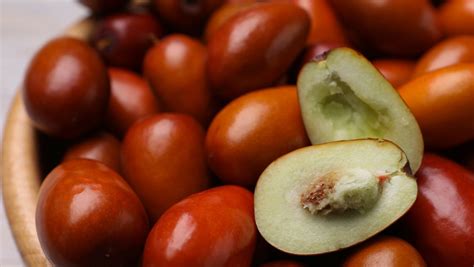 4 Años De Cárcel Para Un Alcalde Taiwanés Por Sobornar A Votantes Con Frutas Rt