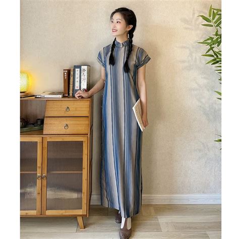 Tiao Wen 条纹 Striped 1940s Republic Of China Short Sleeve Qipao Nüwa Hanfu