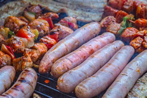 Марокканские острые колбаски мергез (Merguez)