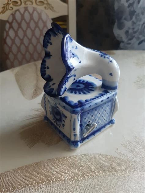 Гжель оригинал авторская роспись — ціна 2800 грн у каталозі Статуетки Купити товари для дому та