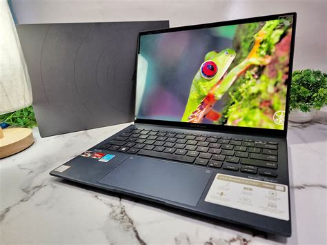 Asus Zenbook S Oled Review Um Small In Size Big On Performance Hitech Century