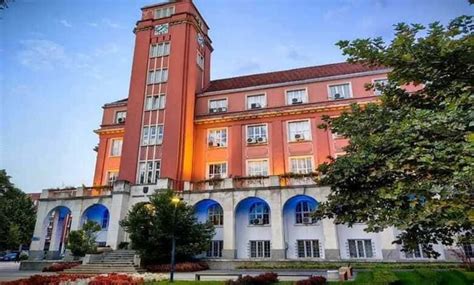 Изслушват кандидатите за съдебни заседатели по втората процедура за