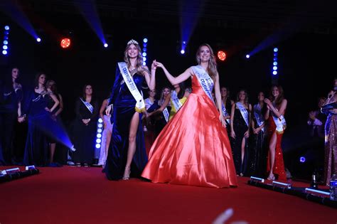 Lola Lacheré Lola Lacheré Updated Her Cover Photo