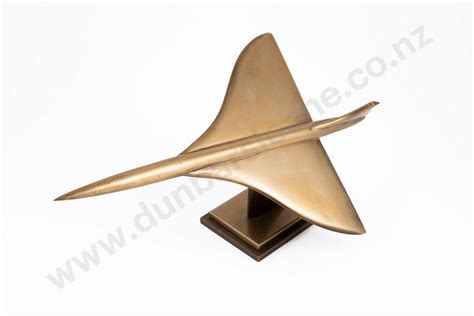 Streamlined Concorde Model On Brass Base Transport Aeronautical Memorabilia