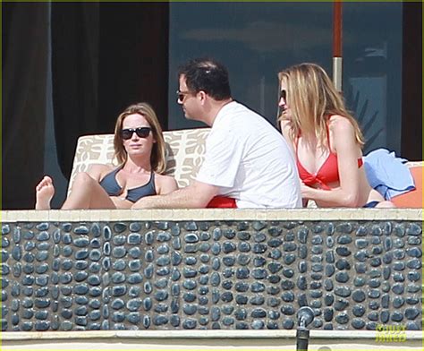 Jennifer Aniston Wearing Bikinis In Mexico 15 Gotceleb
