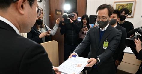이재명 영장에 428억 그분 돈 얘기 없어무리한 언론플레이로 공격