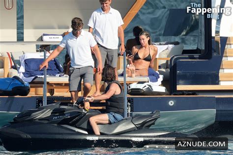 Jessica Serfaty And Leonardo Maria Del Vecchios Sexy Sardinian Getaway