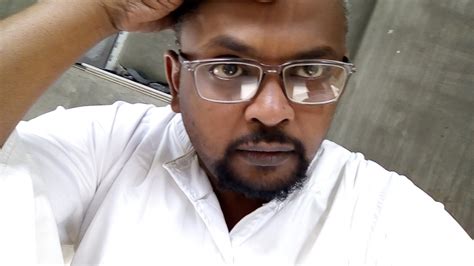 استاذ انجليزي