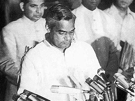 Atal Bihari Vajpayee Death Anniversary 10 Famous Poems Of Atal Ji Ki 10