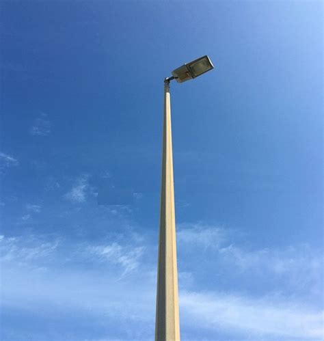 Single Arm Led High Mast Octagonal Street Lighting Pole Lighting Pole