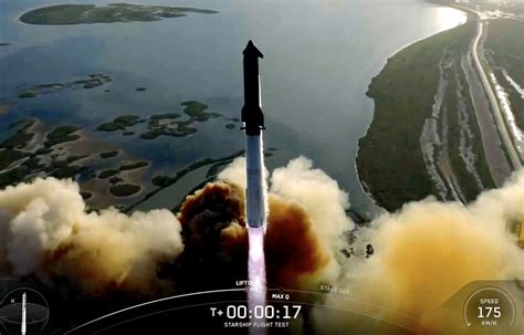 Watch Starships Precise Ocean Landing In Spacex Slo Mo Footage