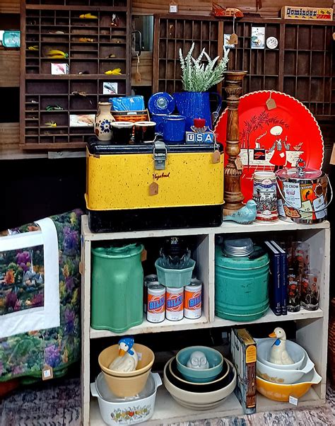 Garden Nook Tea And Ts Tea Pot With Cozy 3195 Your Choice Of Red