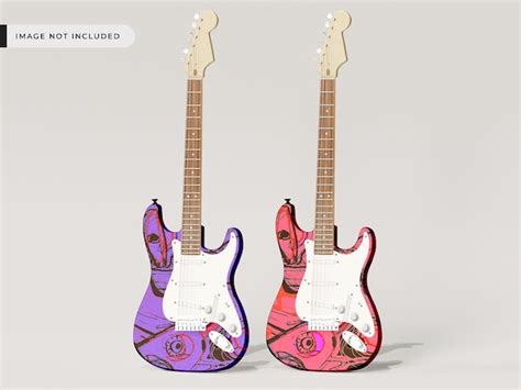 Duas Guitarras Estão Uma Ao Lado Da Outra Com Uma Placa Que Diz Arte