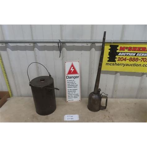 Cpr Long Spout Oiler Kerosene Pail With Spout Ontario Hydro Tin Sign