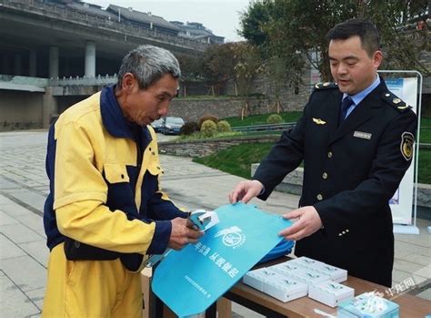 沙坪坝的垂钓爱好者注意接下来四个月全面禁渔禁钓 新重庆客户端