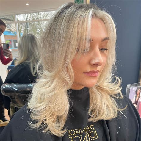 29 Butterfly Haircut Curly Hair