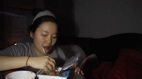 새벽에 주무시는 할아버지 몰래 라면먹기 인스티즈 Instiz 이슈 카테고리