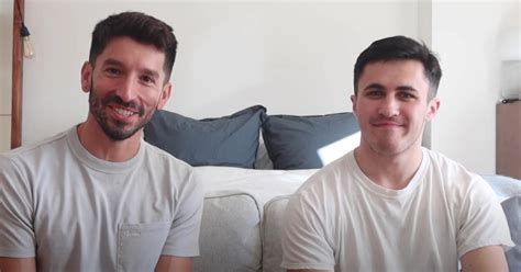 Tiktok Couple Ian Paget And Chris Olsen Broke Up In Early 2022 — Heres