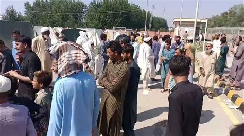 چارسدہ متاثرین بے یارو مدد گار Youtube