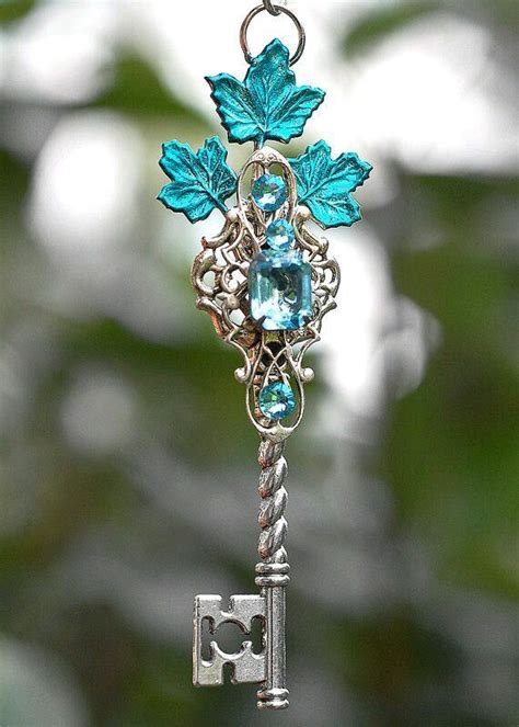 Pin by mapi on Accesorios | Magical jewelry, Fantasy jewelry, Fairy jewelry
