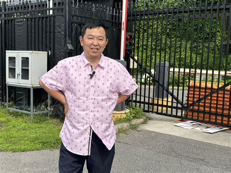 黄河边 On Twitter 我曾把青春献给你，你却把恶心留给我！脸难看、事难办、门难进，还报假警，分明给中国共产党脸上抹黑！最特别的景点