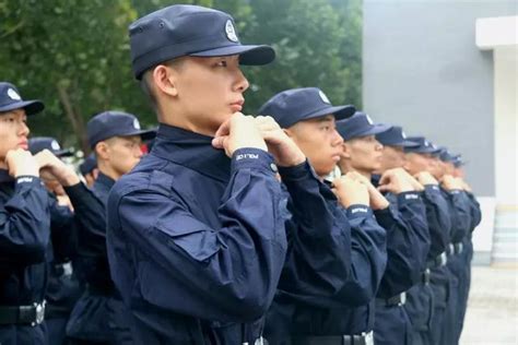 河南警察学院军训一线 ：致家长孩子