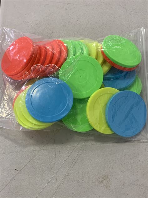 P167 0001 00 Puck Set 31 Pucks Power Puck Fever Unis Parts And