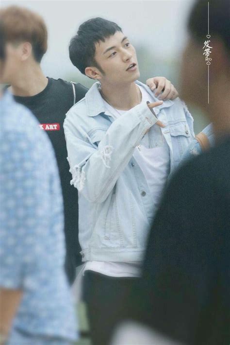 ปักพินในบอร์ด Yang Ye Ming 杨业明 Leo Yang Ян Е Мин