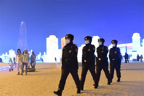 冰雪大世界开园！冰城公安持续推进 “冬季护游”为群众打造平安景区 知乎